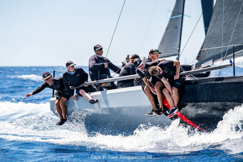 Cape 31 Med Circuit Round 6 at Sanremo
