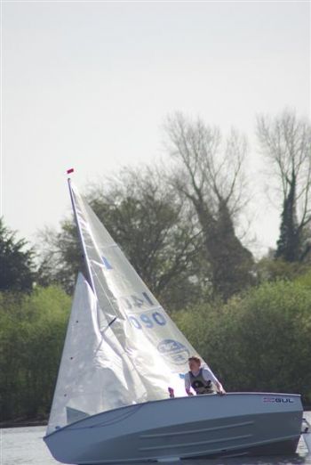 GP14 Midland Bell Circuit at Manor Park Sailing Club