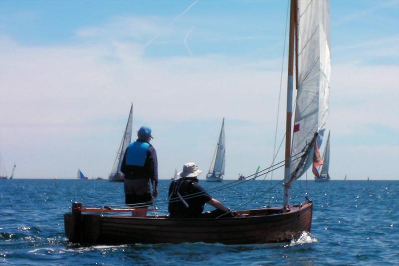 International 12 foot fleet at Drumshanbo Gunpowder Gin Classic Boat ...