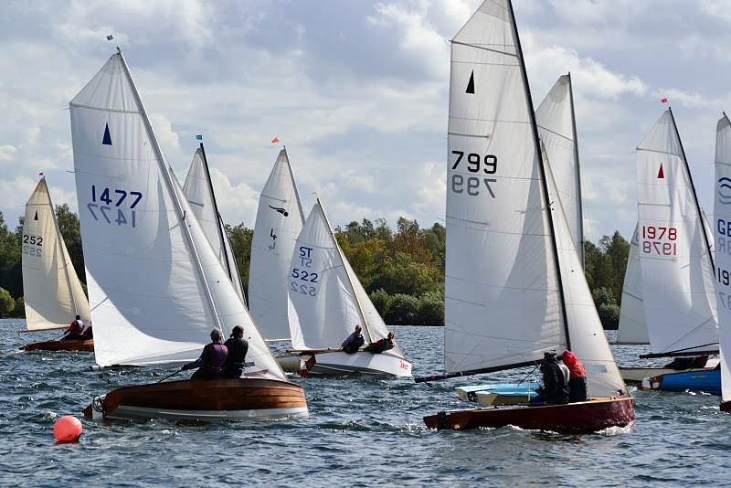 Classic & Vintage Racing Dinghy Association rally at Hunts next weekend