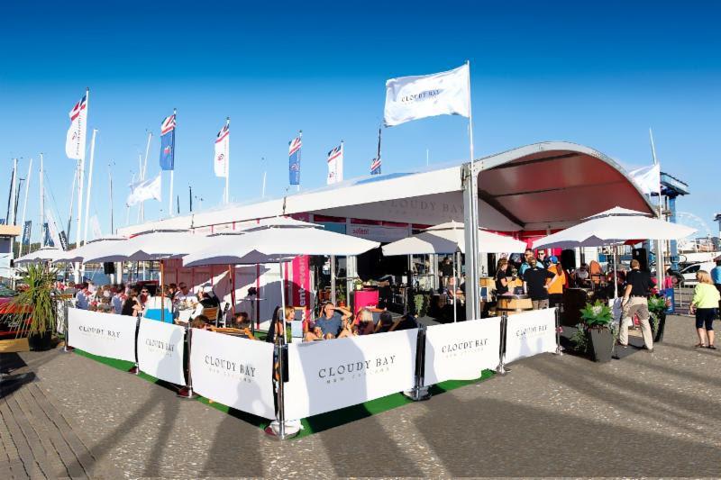 'Friends of the Foundation Lunch' at Cowes Week goes live!