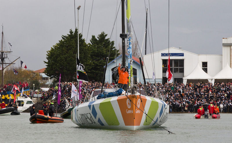 Mike Golding sets off on his fourth Vendée Globe