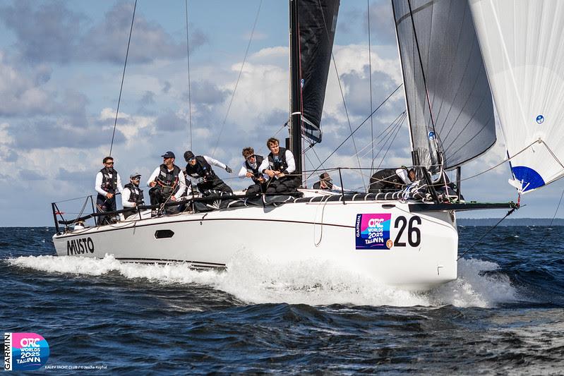 FORMULA X approaching the finish in the Long offshore race - 2025 ...