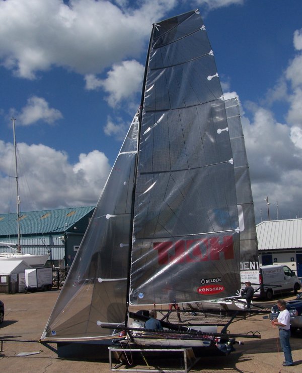 Seldén Mast Unrivalled at UK 18ft National Championship
