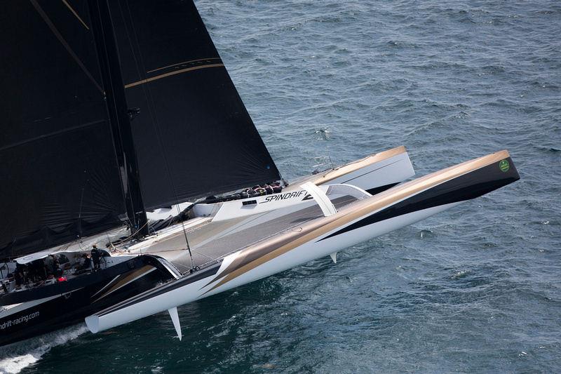 Spindrift 2 off to a good start on Discovery Route record attempt